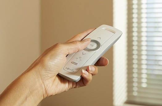 Electric Exterior Screens | Connect Your Home | Somfy