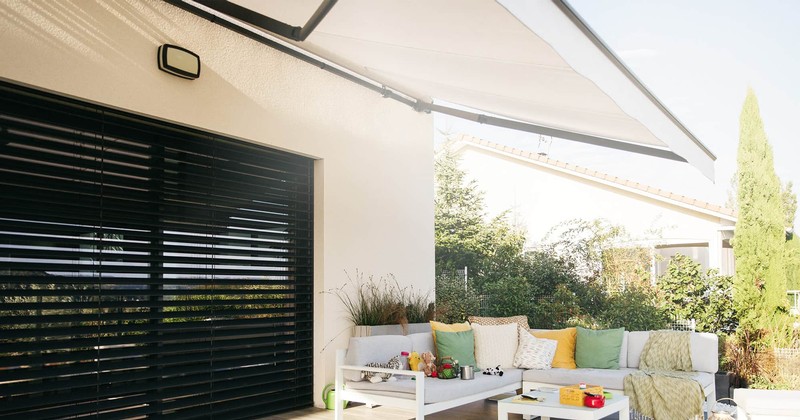 Electric solar protection | Awnings | Somfy