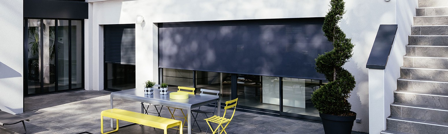 Electric Outdoor Screens | External Blinds | Connect Your Home | Somfy