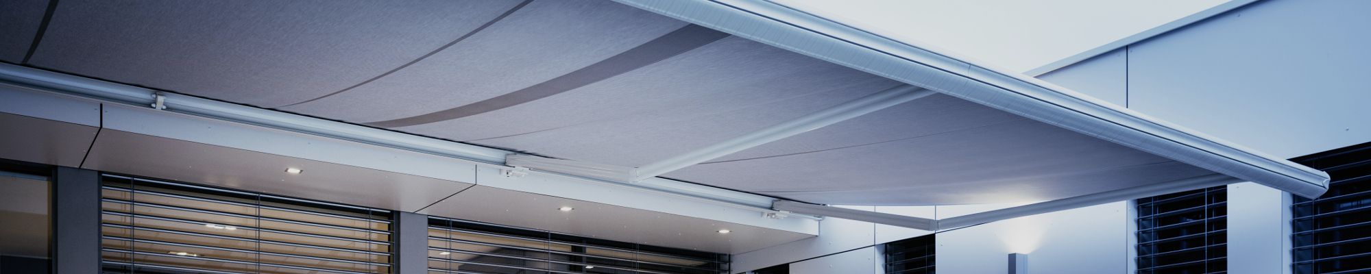 Electric Patio Awning Remote Controls | Connect Your Home | Somfy